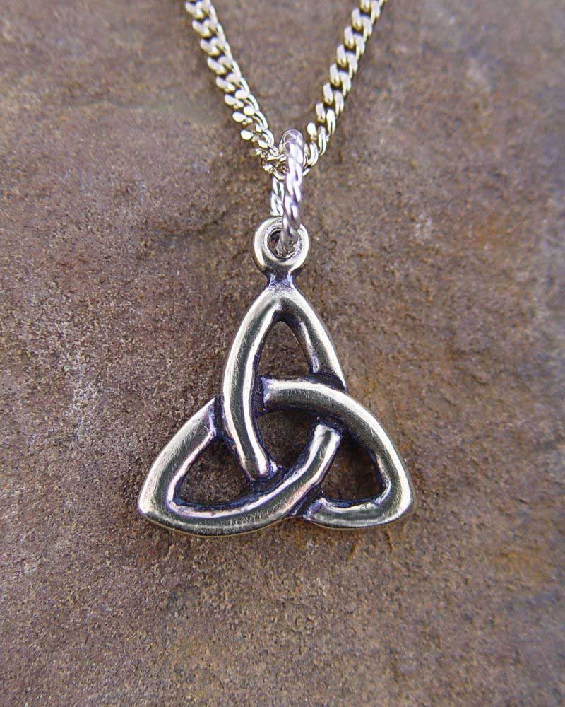 Knot Work Charm and Earrings – Crafty Celts