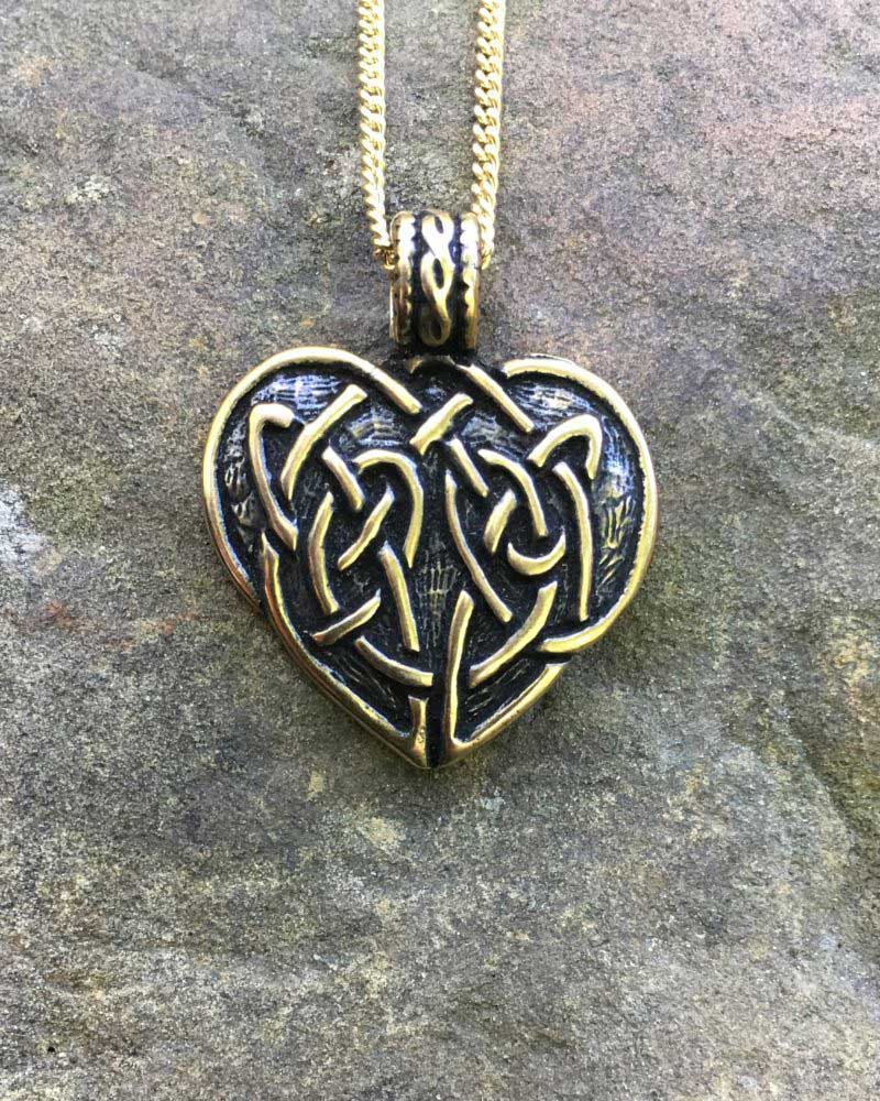 Scottish Heart Pendant – Crafty Celts